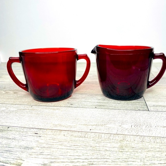 Anchor Hocking | Kitchen | Anchor Hocking Royal Ruby Red Cream And ...